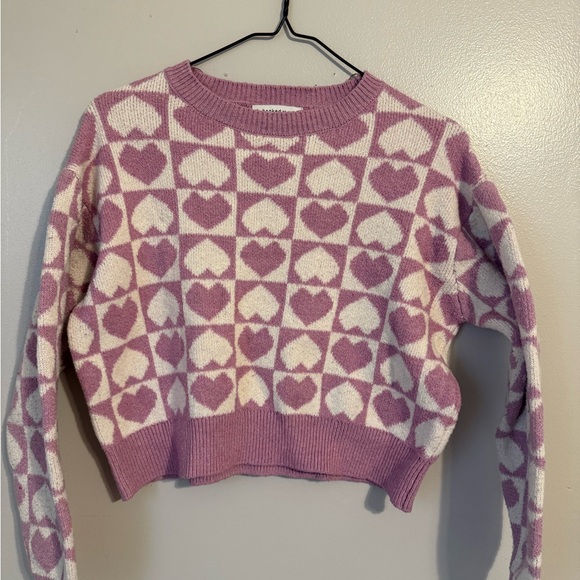 Hooked Up by IOT | Tops | Hooked Up By Iot Pink And White Heart Sweater ...